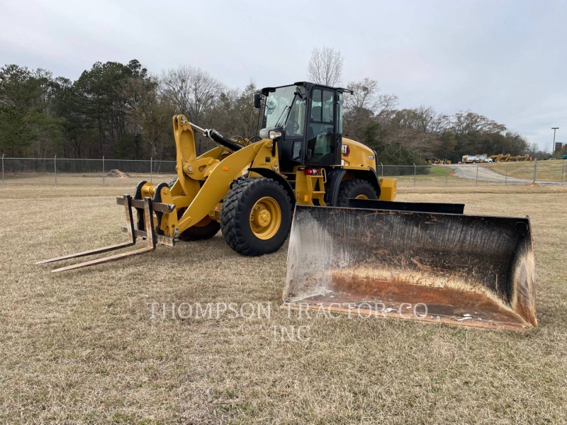 Wheel Loaders and Integrated Toolcarriers | Thompson Tractor