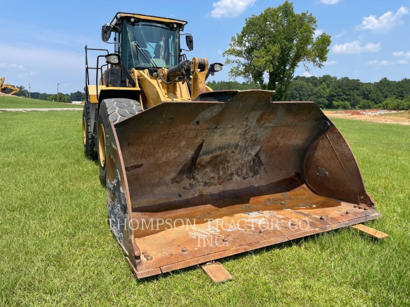 Wheel Loaders / Integrated Toolcarriers - Thompson Tractor